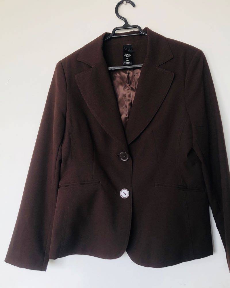 Renueva Tu Closet - Abrigo Alaniz